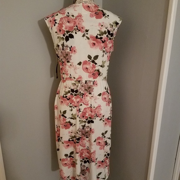 Wrapper | Dresses | Nwt Floral Wrap Dress | Poshmark